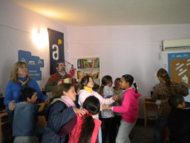 ¡Nos divertimos con el acordeón! - Red USI