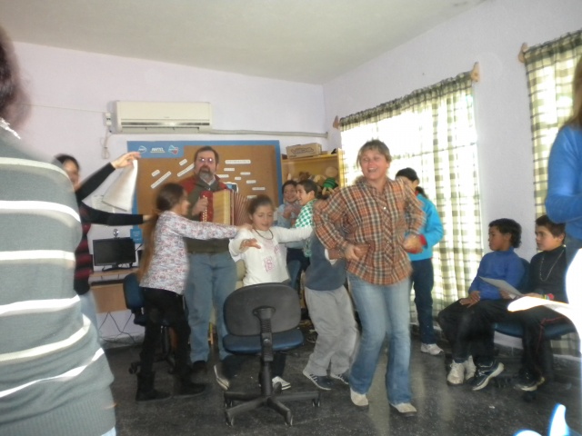 ¡Nos divertimos con el acordeón! - Red USI